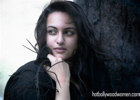 Sonakshi Sinhas Nose Ring Beauty Hawk Search