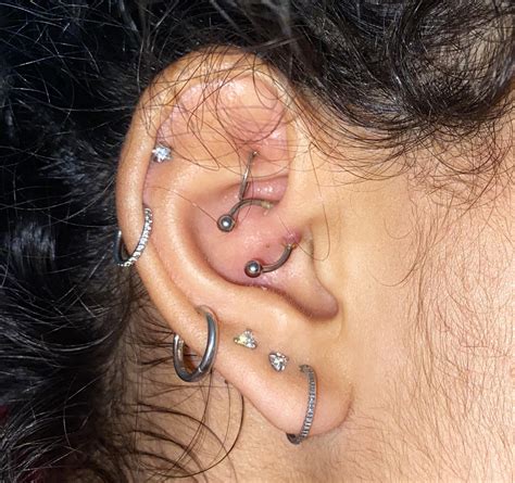 Is My Daith Pierced Correctly Im Afraid Its Not Rpiercingadvice
