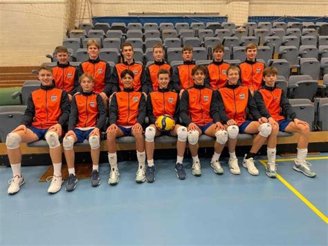 Pré Jeugd Oranje Meisjes Beginnen Wevza Met Zege Jongens Verliezen