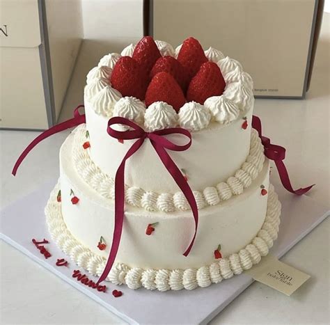 Pin di Sandra Barrios su Decoración de Tortas nel