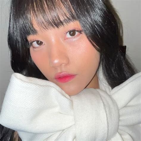 Daisy Nguyen Howdydaisy • Threads Say More