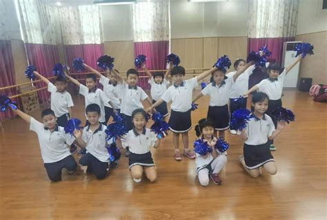 这所学校课后服务的社团活动兼顾普及和提高，助力每个孩子成为多才多艺的好少年 周到