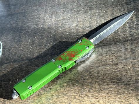 Microtech Ultratech De Zombietech