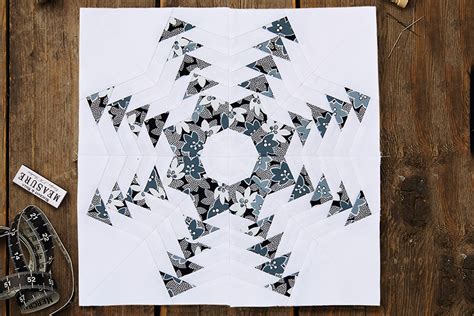 Free Snowflake Quilt Block Pattern Gathered