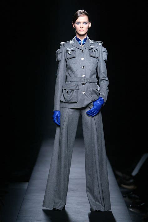 Viktor Rolf F W 2002 Long Live The Immaterial Haute Couture