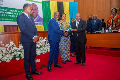 NAIBU WAZIRI MKUU NA WAZIRI WA NISHATI MHE DKT DOTO BITEKO