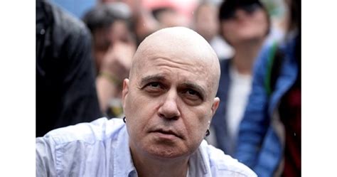 Слави за декларациите за имущество Тази информация би била просто сеир
