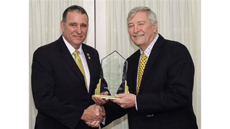 Missouri Soybean Association Recognizes Several Individuals During