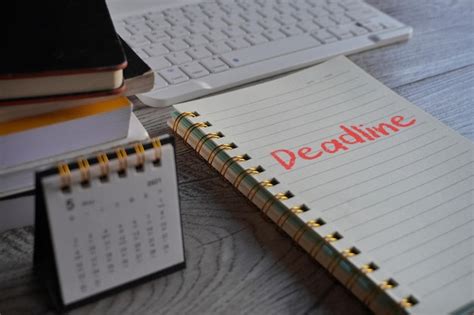 Premium Photo Closeup Image Of Calendar And Text Deadline On Table