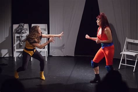 Volando Con Chispis Woman