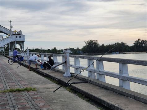 รูป สะพานสารสิน