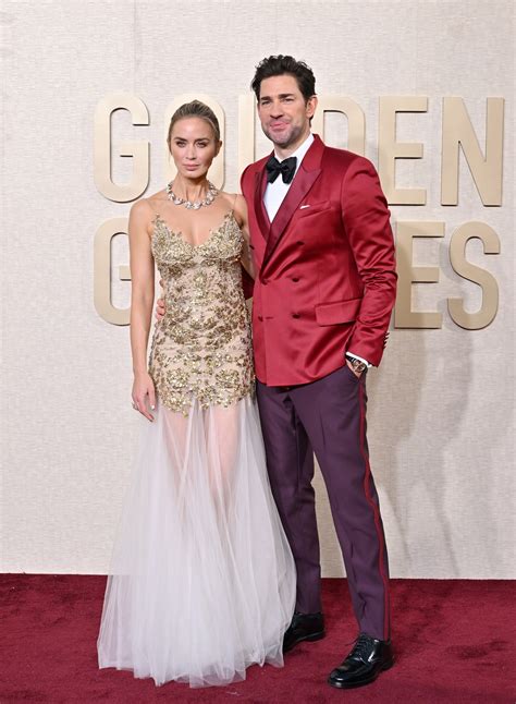 Emily Blunts Sheer Golden Globes Gown Is Still On My Mind Glamour