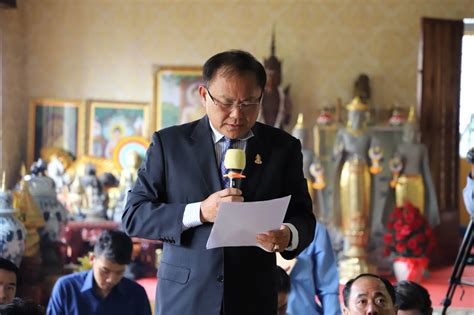 ឧកញ៉ាធំៗស្រុកខ្មែរច្រើនរូប ទៅប្រគេនថវិកាជាង២លានដុល្លារ