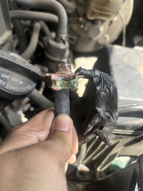 Positive battery terminal corroded and snapped : r/MechanicAdvice