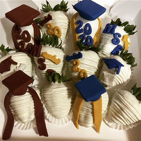 Pin By Gisselle Zavala Garcia On Fresas Con Chocolate Graduation