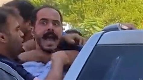 انتشار ویدیوی بازداشت حسین رونقی، تهدیدات تازه علی خامنه‌ای Dw ۱۴۰۱ ۷ ۲۷