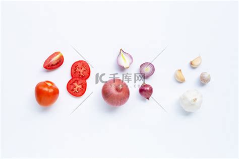 白色背景上的新鲜蔬菜。高清摄影大图 千库网