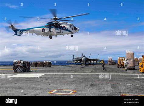 PHILIPPINE SEA March 8 2022 Aviation Boatswains Mate Handling 3rd