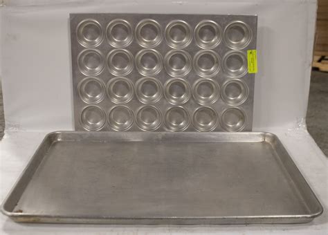 Two Assorted Baking Trays