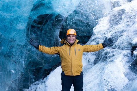 Ice Cave Tour In Iceland Blue Diamond Of Vatnajökull