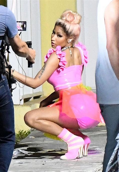 Pin By Buck Nasty On Nicki Minaj Nicki Minaj Celebs Female Rappers