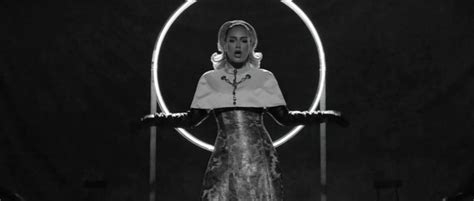 Dumont Fm Adele Lança Teaser De “oh My God” Próximo Clipe Do álbum “30”