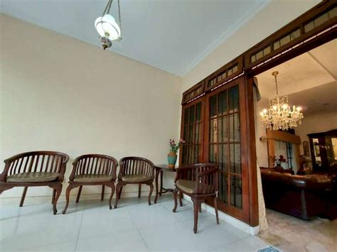 Rumah Asri Dan Terawat Banget Bangunan 2 Lantai Di Villa Cinere Mas