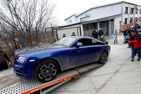 Romanian Authorities Seize Luxury Cars From Andrew Tate