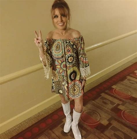 Sunday Selfie Thread Post A Dana Elizabeth Thacker Facebook