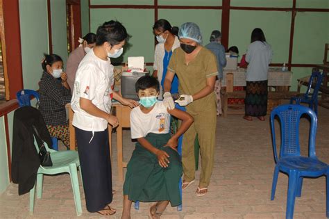 တံတားဦးမြို့နယ်အတွင်းရှိ အခြေခံပညာကျောင်းများမှ ကျောင်းသား သူများအား