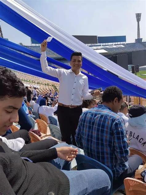 فعاليات مبادرة كتف بكتف وقلب واحد بحضور السيسي وعدد ضخم من الشباب صور