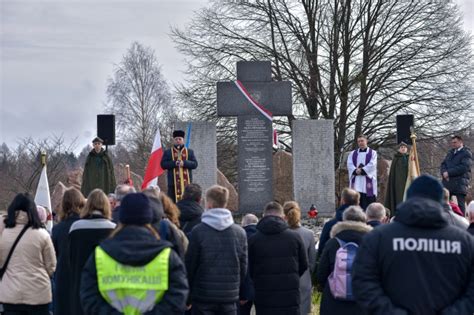 Polsko ukraińskie uroczystości z okazji 80 rocznicy zbrodni we wsi