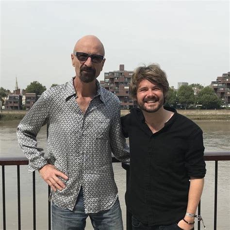 Radiohead Live Drummer Clive Deamer On New Episode Of The Stageleft