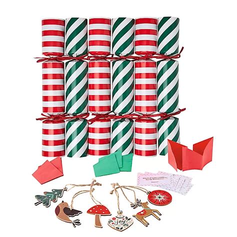 Luxury Wooden Tree Decoration Christmas Crackers Lakeland