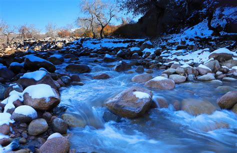 【图说新疆】新疆额敏：薄雪落山间 牧场犹斑斓 天山网 新疆新闻门户