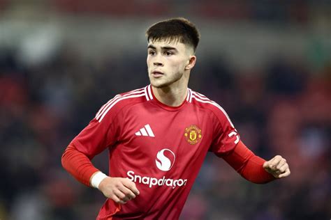 Man United Make Harry Amass Decision On Deadline Day Ineos Complete U Turn