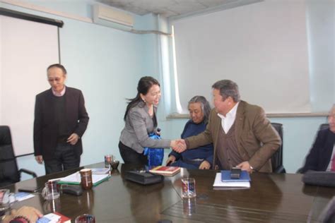 Ц Оюундарь МҮОНРТ ийн Ерөнхий захирлаар томилогдож тамгаа гардан авлаа