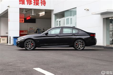 【宝马5系进口改款二 530i 风尚版 M运动套装正侧车头向左水平图片 汽车图片大全】 易车