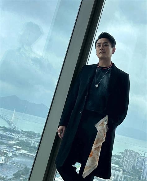 黄宗泽笑称不结婚为气妈妈 自曝妈妈曾赶走女友