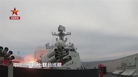 年度超燃！2021中国军事大场面凤凰网视频凤凰网