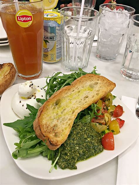 800 Degrees Neapolitan Pizzeria Deira City Centre Restaurant Review