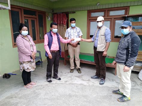 एकिकृत ग्रामीण विकास समाज गुल्मी द्वारा अक्सिजन अभियानमा ५१ हजार सहयोग