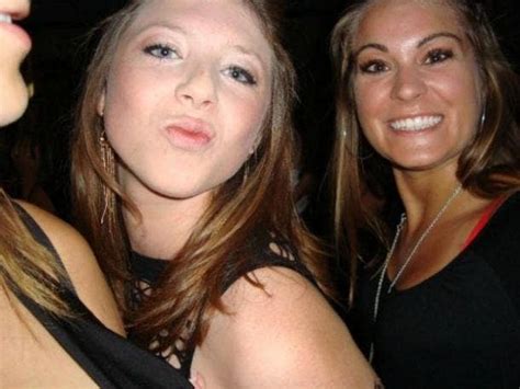 The Fish Gape Is The New Duck Face Selfie What People Think Of Both