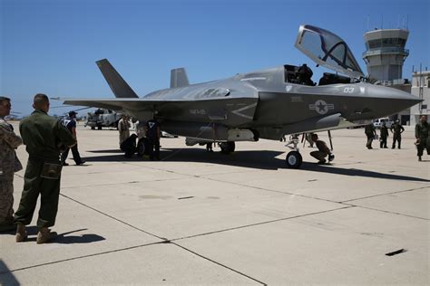 dvids images the lightning ii strikes aboard mcas miramar [image 1