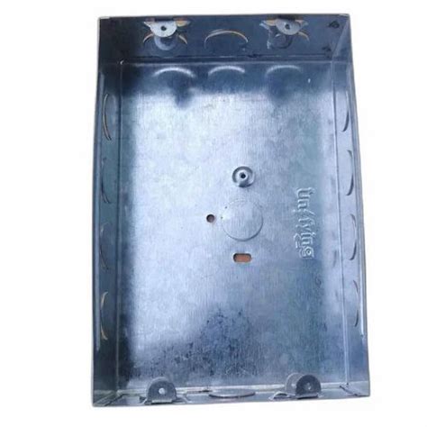 Rectangular 12 Module Gi Modular Electrical Box For Junction Boxes At