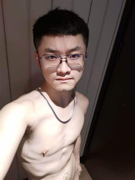 琥珀色妖瞳 0s On Twitter 出差三晚，被同一个人连拳三晚，😂，估计也不会再有这种经历了
