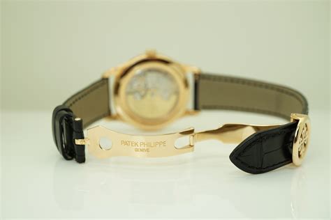 Patek Philippe 5205r Rose Gold Black Dial Annual Calendar 18k Rg Deployant Clasp Complete Set