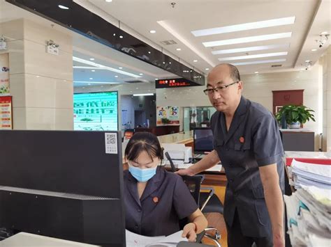 【榜样风采】全国法院办案标兵——高文英澎湃号·政务澎湃新闻 The Paper