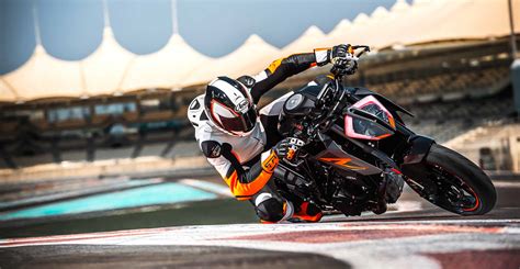 Safety And Performance A Look At The Ktm Duke Supermotos Features