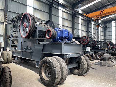 Pe150x250 Portable Mobile Mini Rock Jaw Crusher Machine